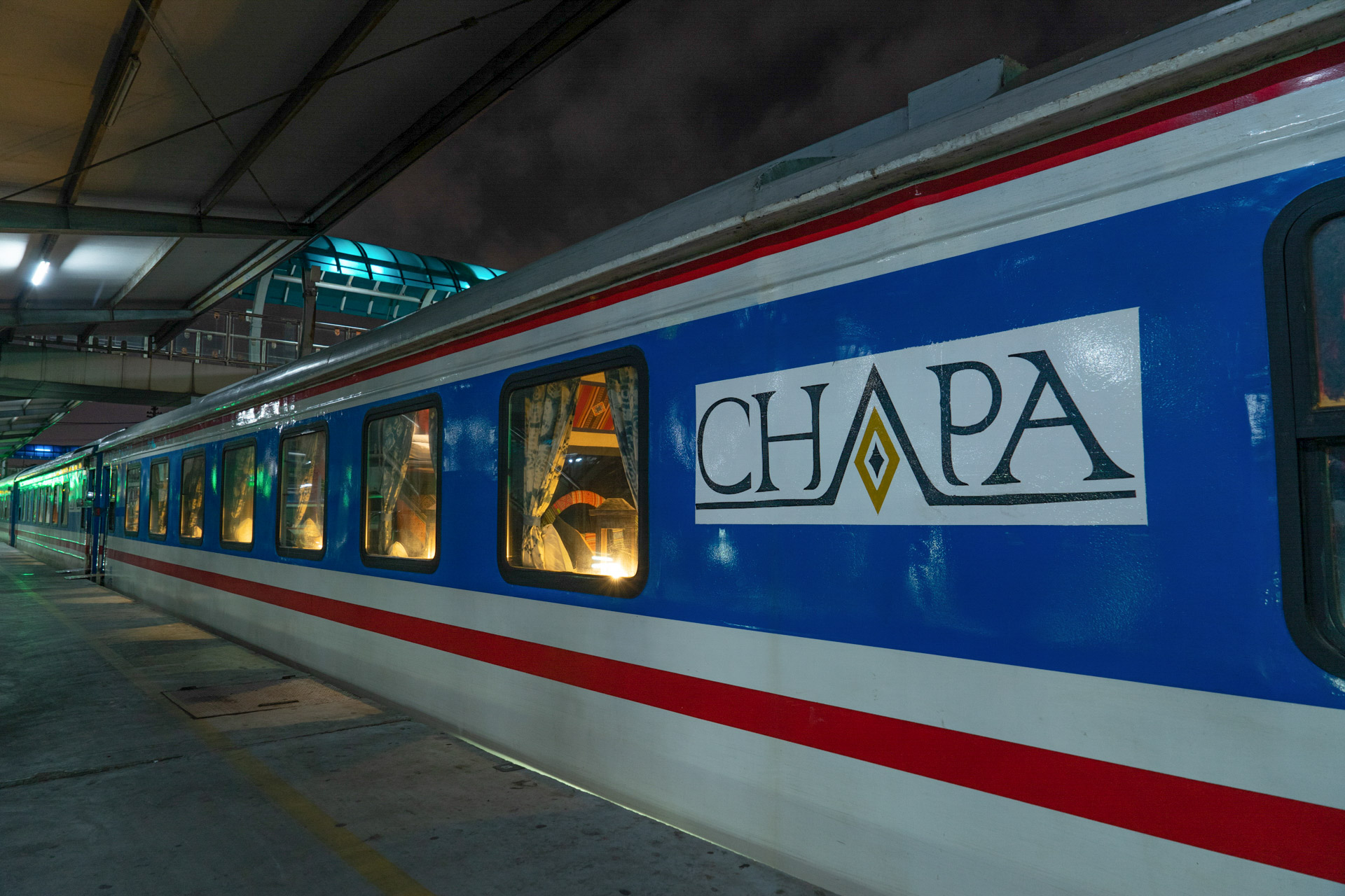 사파행 기차 CHAPA TRAIN | 엔조이 사파